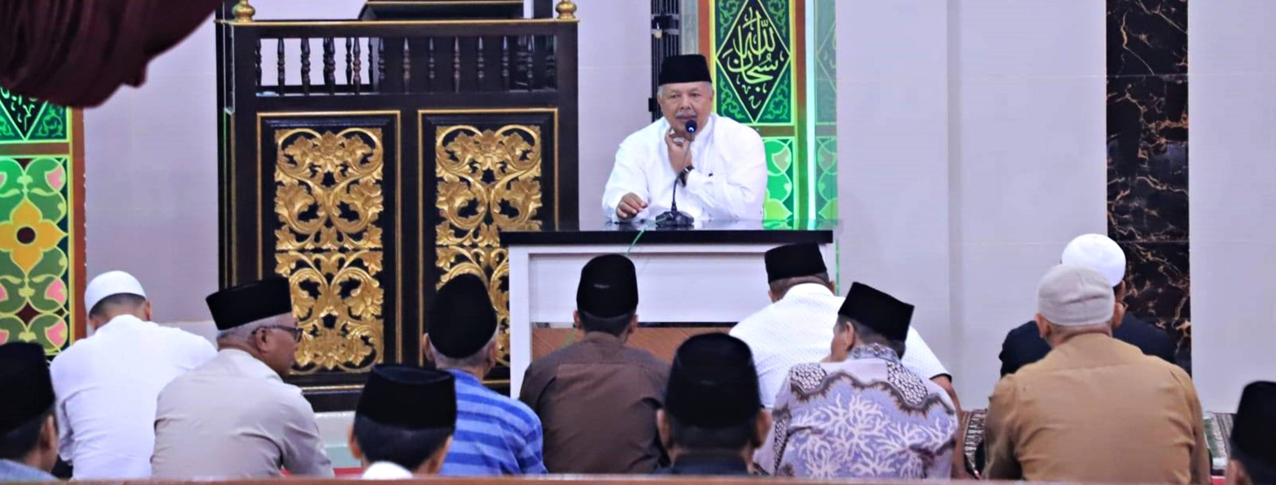 Wali Kota Solok Awali 2025 dengan Safari Subuh di Masjid Babussallam ...